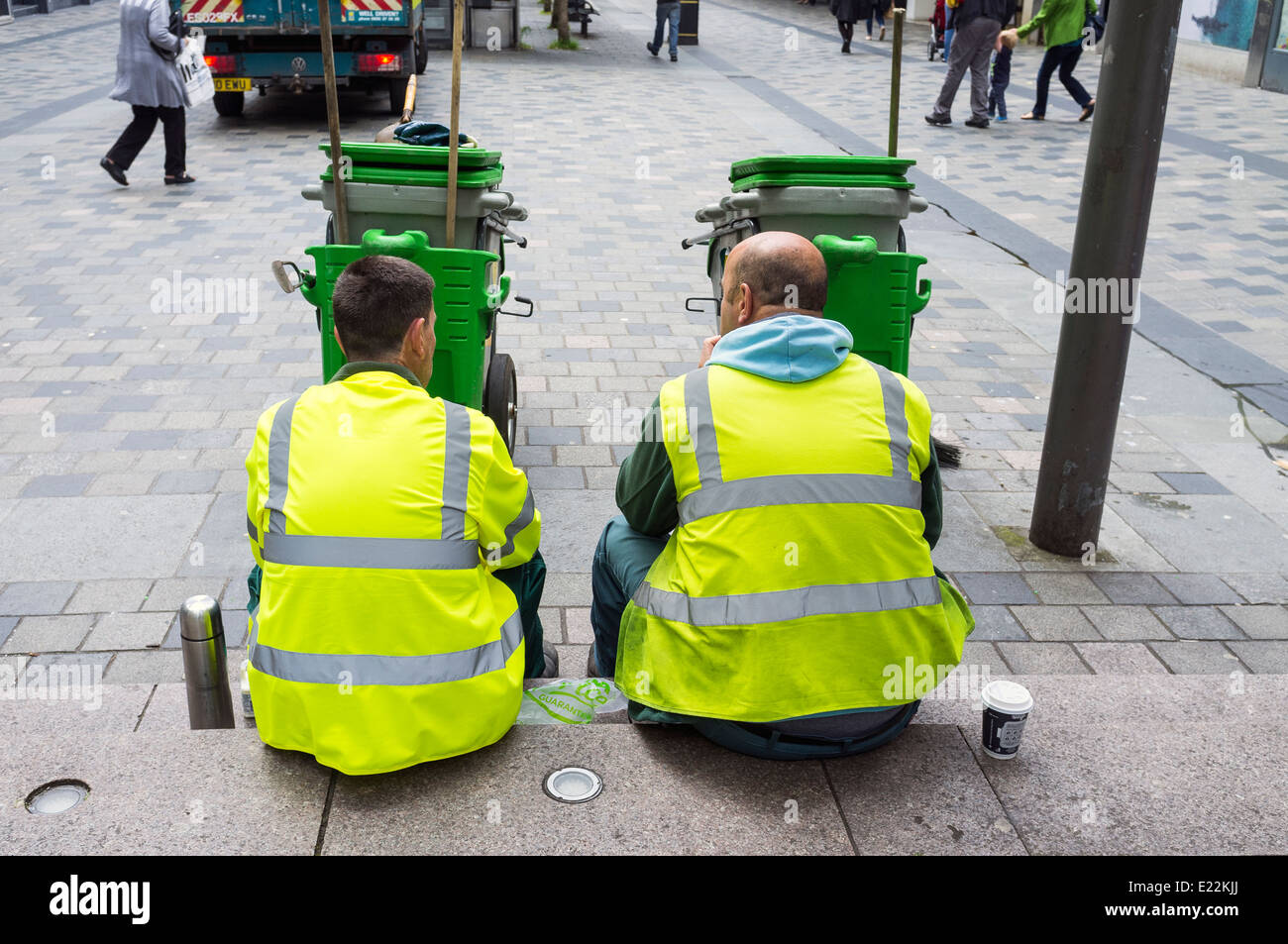Glasgow city council employee hi-res stock photography and images - Alamy