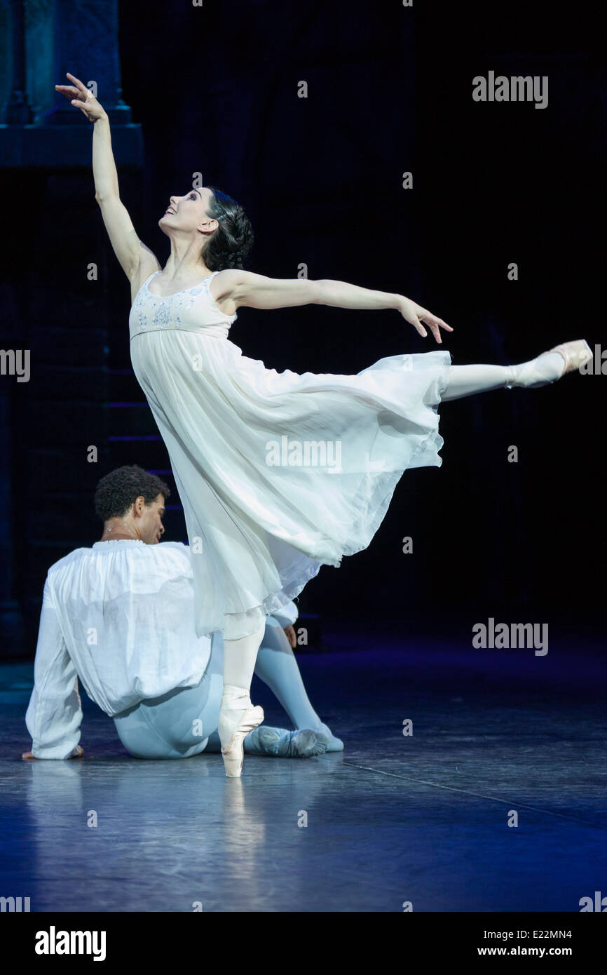 Tamara Rojo & Carlos Acosta performing Derek Dean's Romeo & Juliet at ... Tamara Rojo & Carlos Acosta performing Derek Dean's Romeo & Juliet at ...