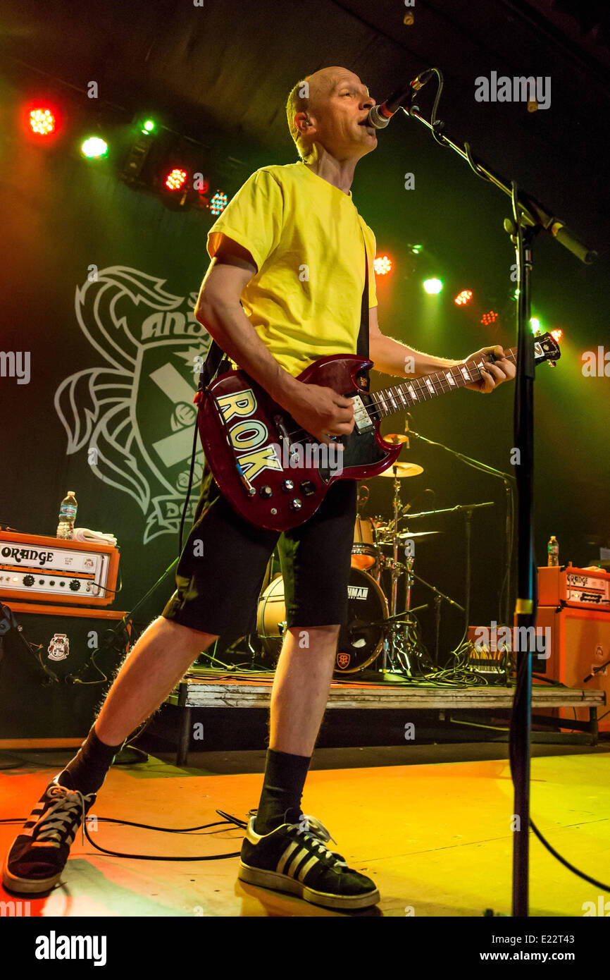 Chris ballew hi-res stock photography and images - Alamy