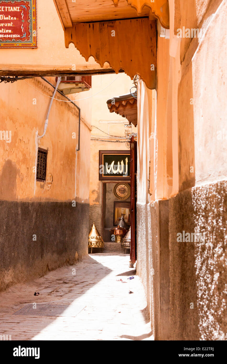 Traditional street scene in the Medina, Fez, Morocco Stock Photo - Alamy
