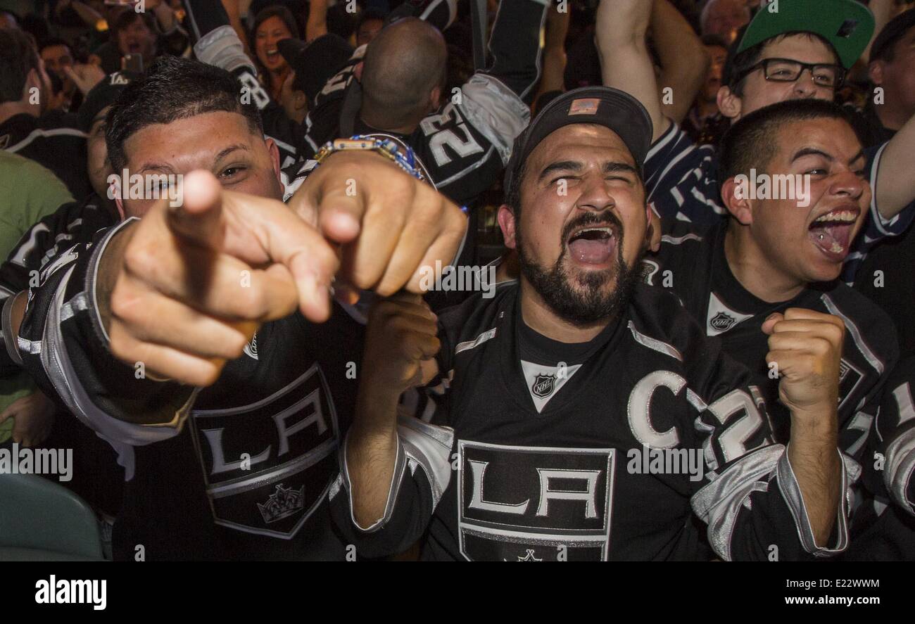 Los Angeles, California, USA. 13th June, 2014. Los Angeles Kings fans ...