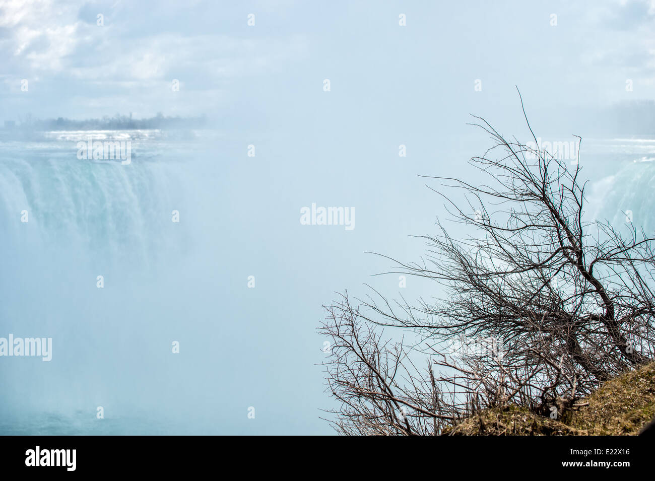 Niagara Falls - in heavy mist Stock Photo - Alamy