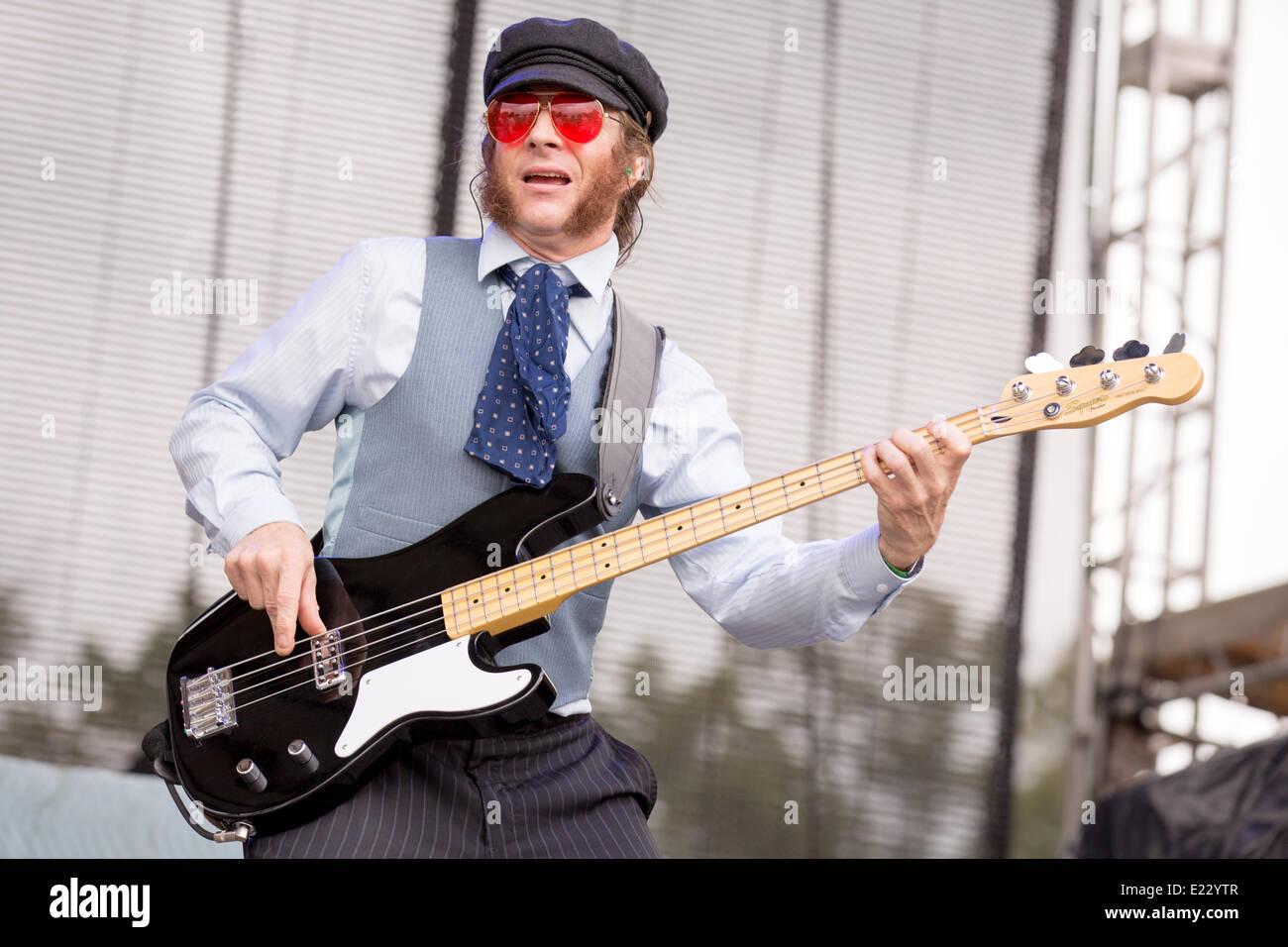 Manchester, Tennessee, USA. 13th June, 2014. Bassist RICK DILL of ...