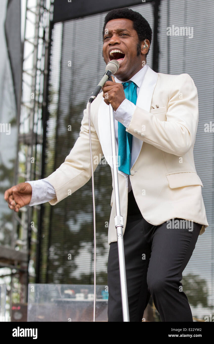 Ty taylor hi-res stock photography and images - Alamy