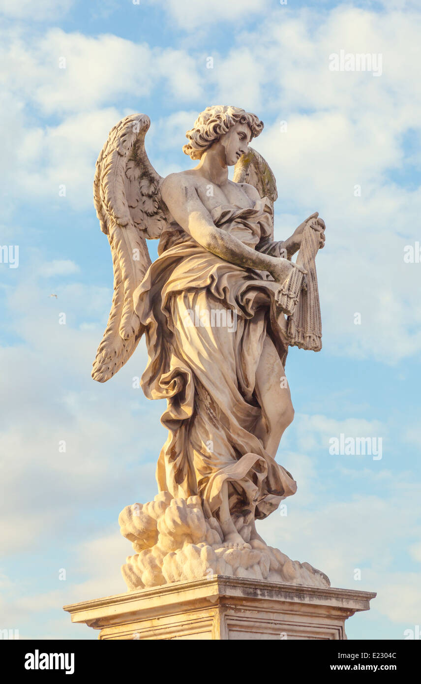Baroque statue angel hi-res stock photography and images - Alamy