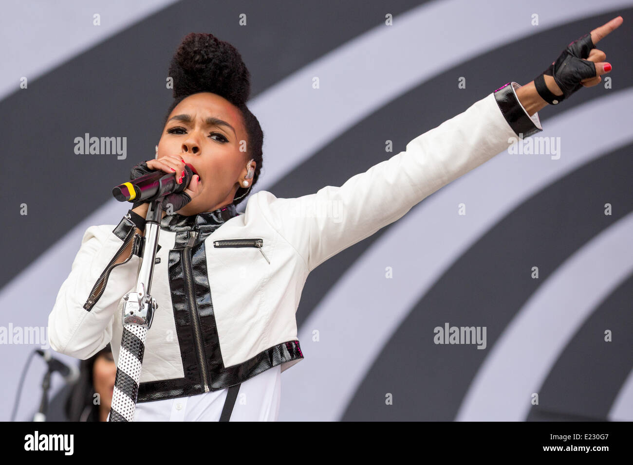 Janelle monae musician hi-res stock photography and images - Alamy