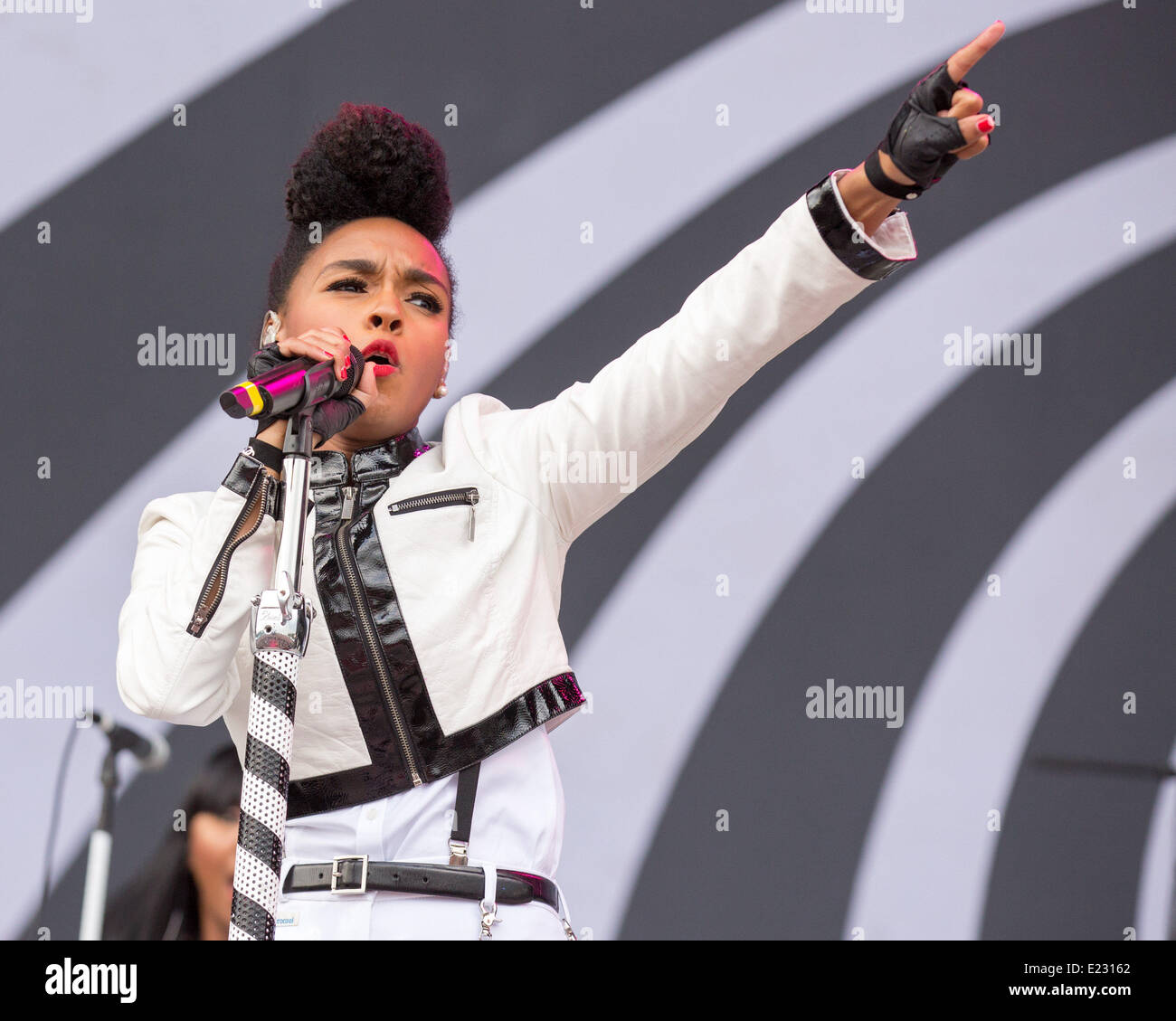 Janelle monae musician hi-res stock photography and images - Alamy