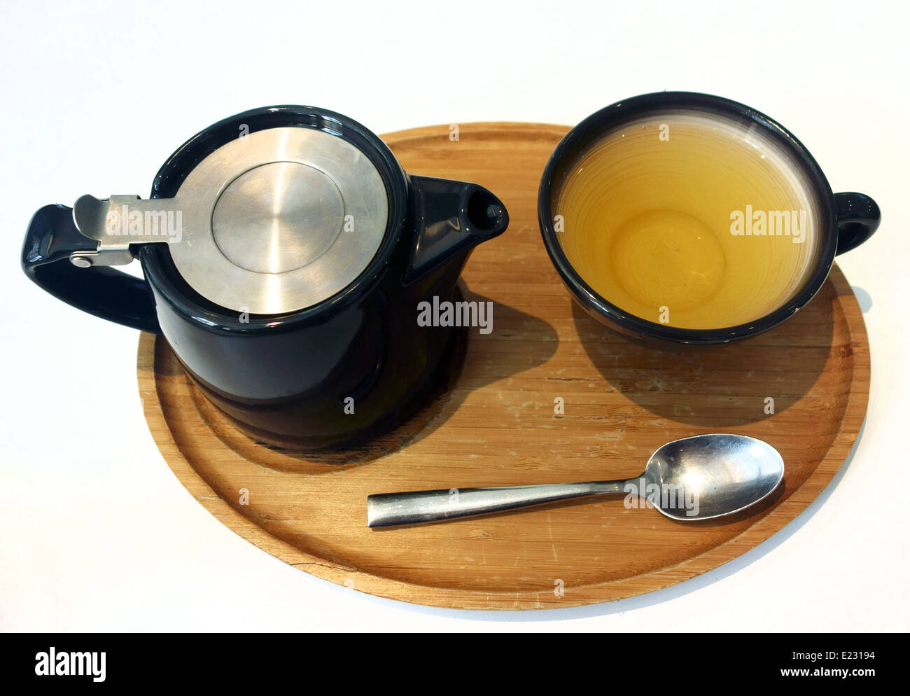 Pot and cup of peppermint tea in London cafe Stock Photo - Alamy