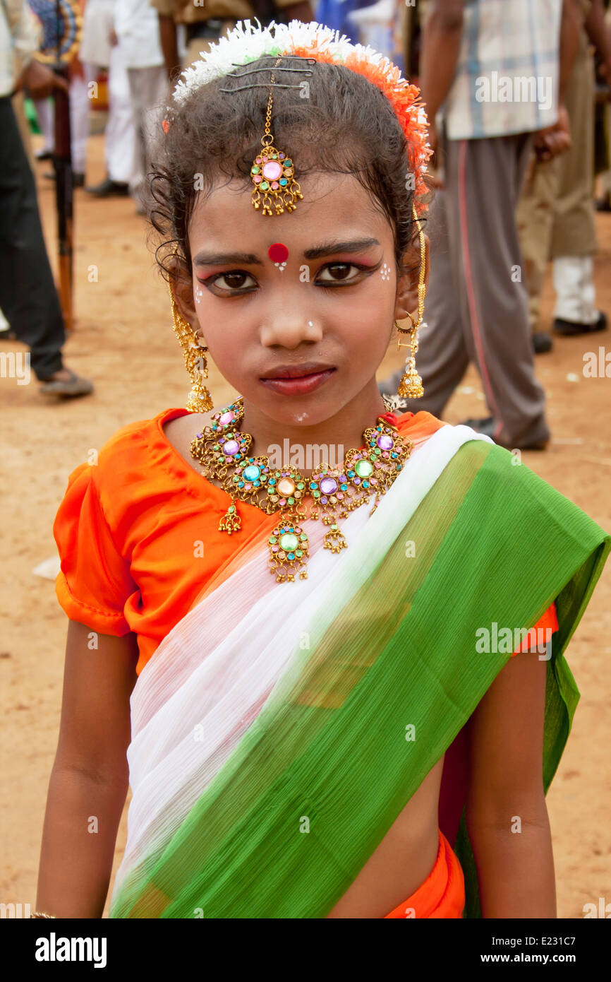 Indian girls independence day celebration hi-res stock photography and ...