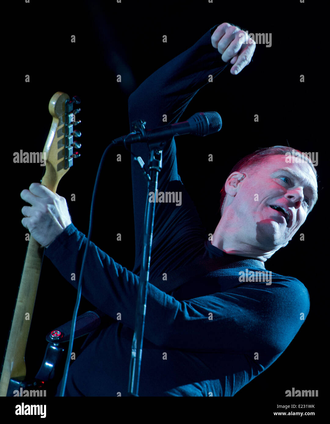 Canadian bryan adams in concert hi-res stock photography and images - Alamy