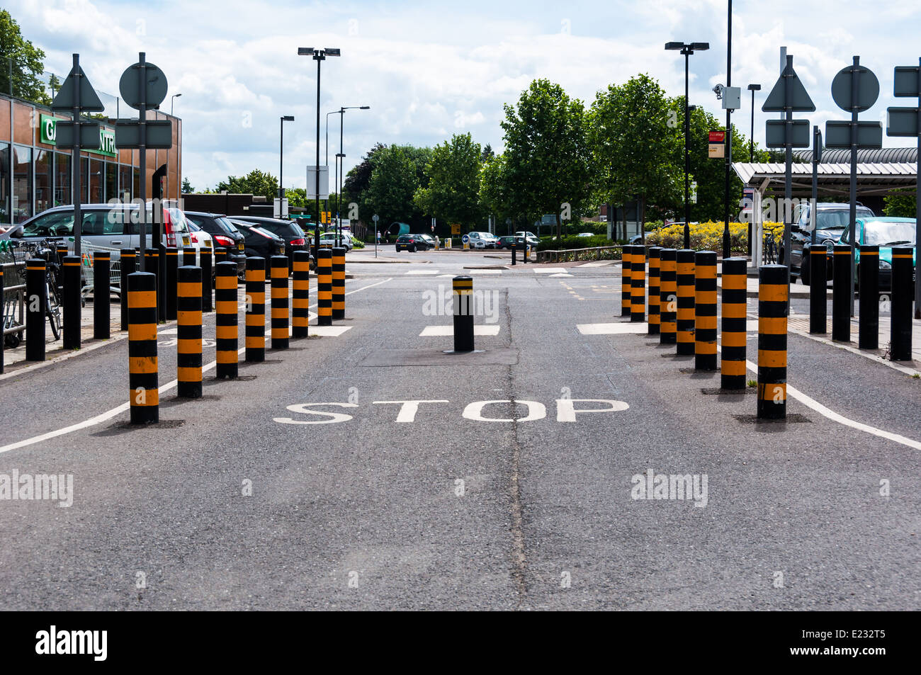 Road sign compulsory turn right hi-res stock photography and images - Alamy
