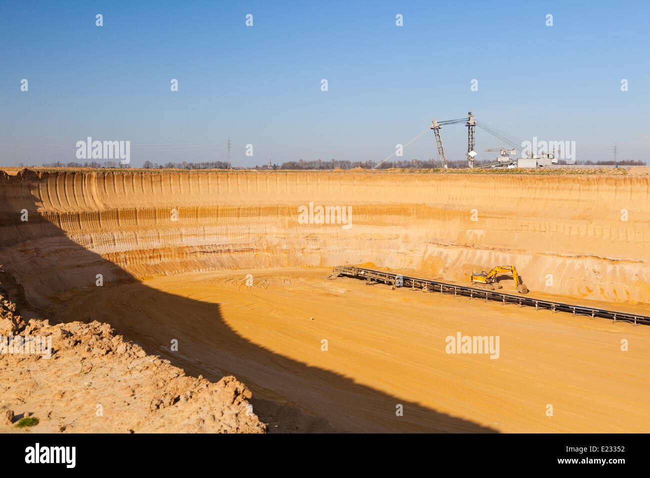 Mine wall hi-res stock photography and images - Alamy