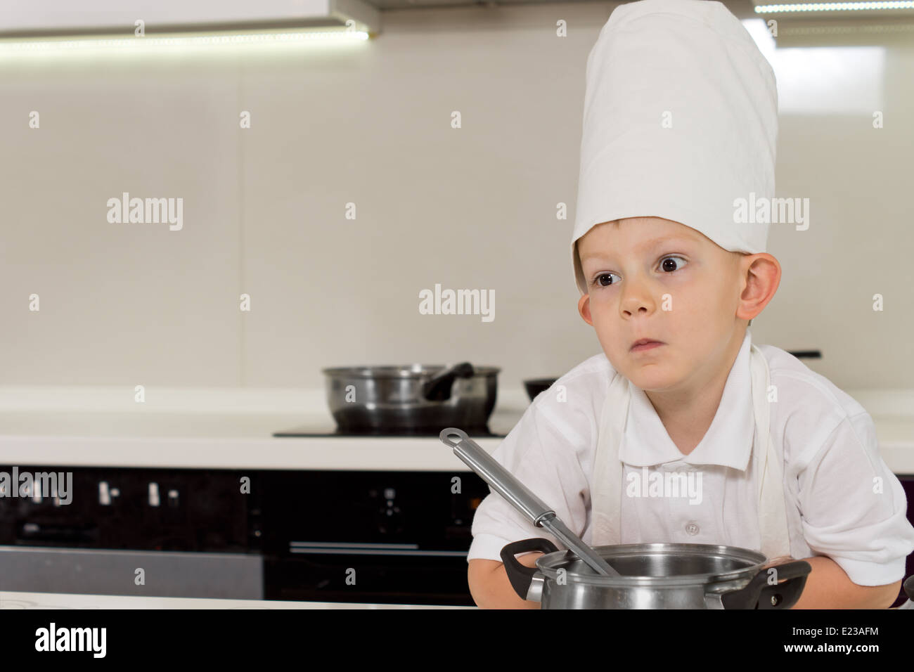 Whites assistant hi-res stock photography and images - Alamy