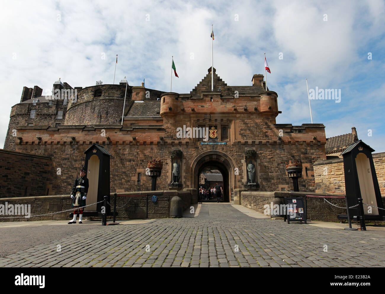 Edinburgh Castle, Edinburgh, Scotland Stock Photo - Alamy