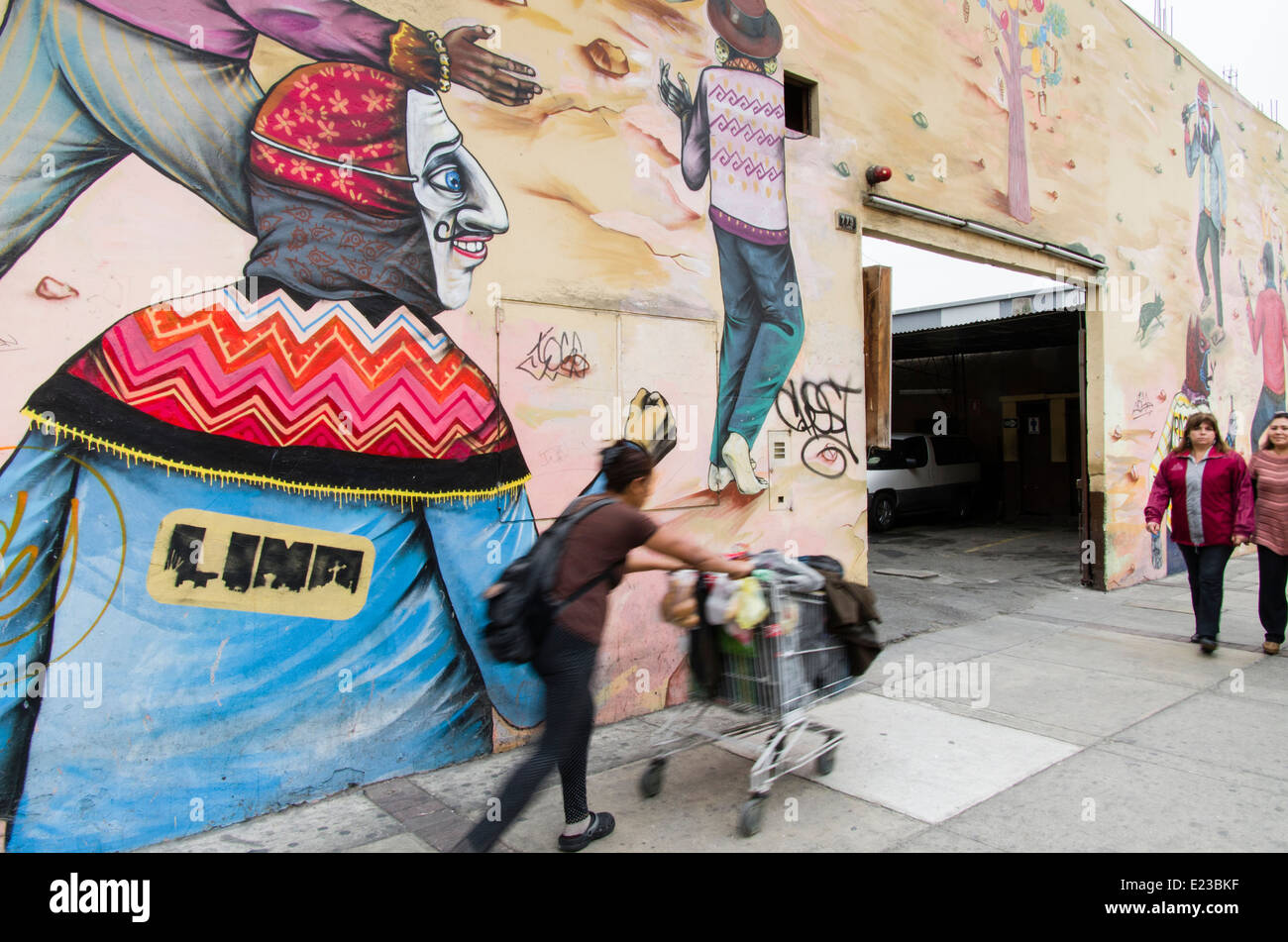 Street art in Lima ,Peru Stock Photo - Alamy