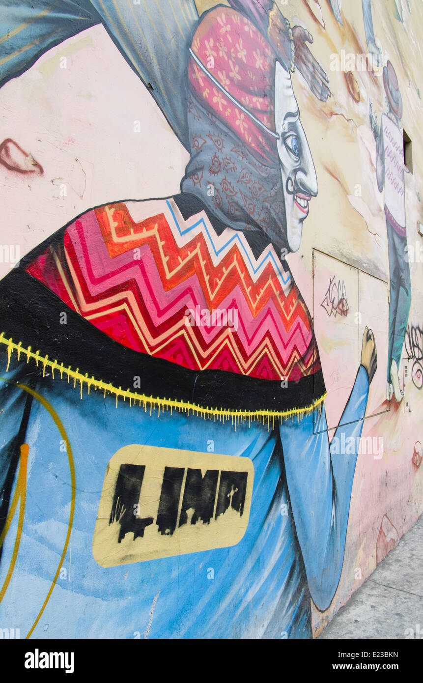 Street art in Lima ,Peru Stock Photo - Alamy