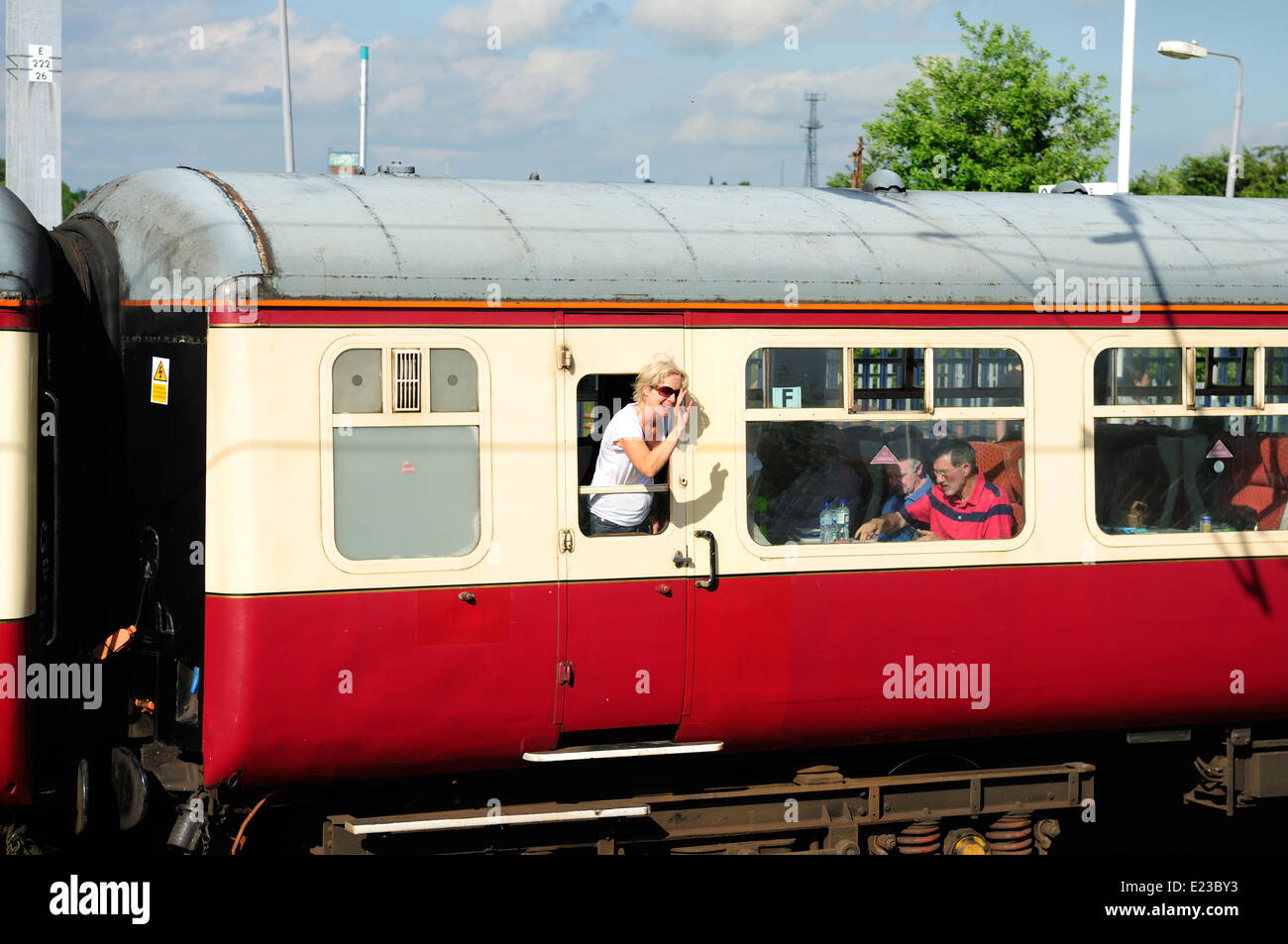 Retford, North Nottinghamshire, UK. 14th June, 2014. Steam engine 34046 ...
