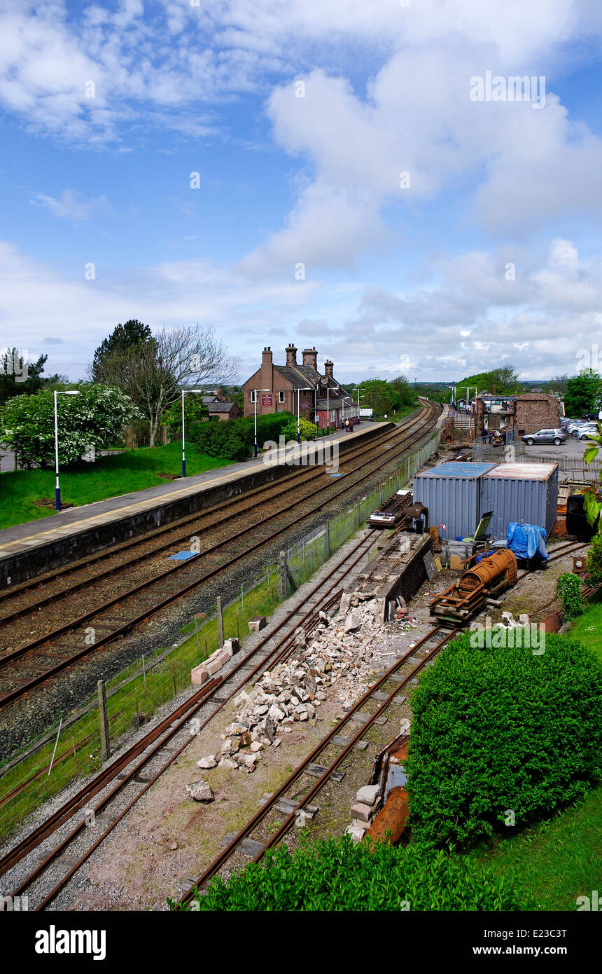 Ravenglass Train Station & Railway Line, Cumbrian Railway Coast Line ...