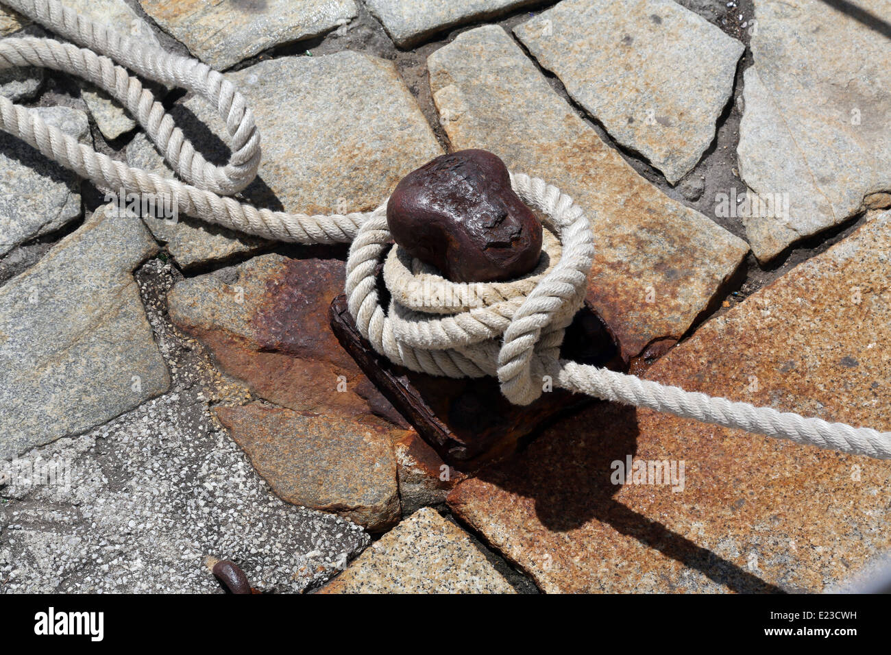 Rope mooring, Portofino, Liguria, Italy Stock Photo - Alamy