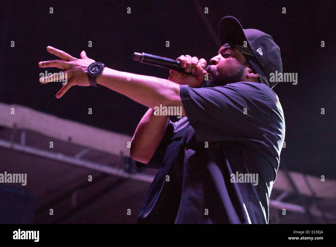 Rapper ice cube hi-res stock photography and images - Alamy