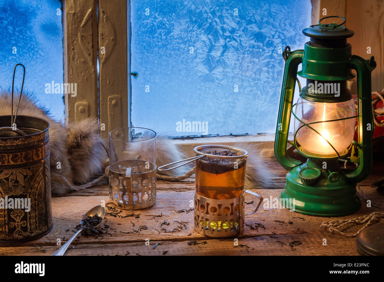 Hot tea in cold hi-res stock photography and images - Alamy