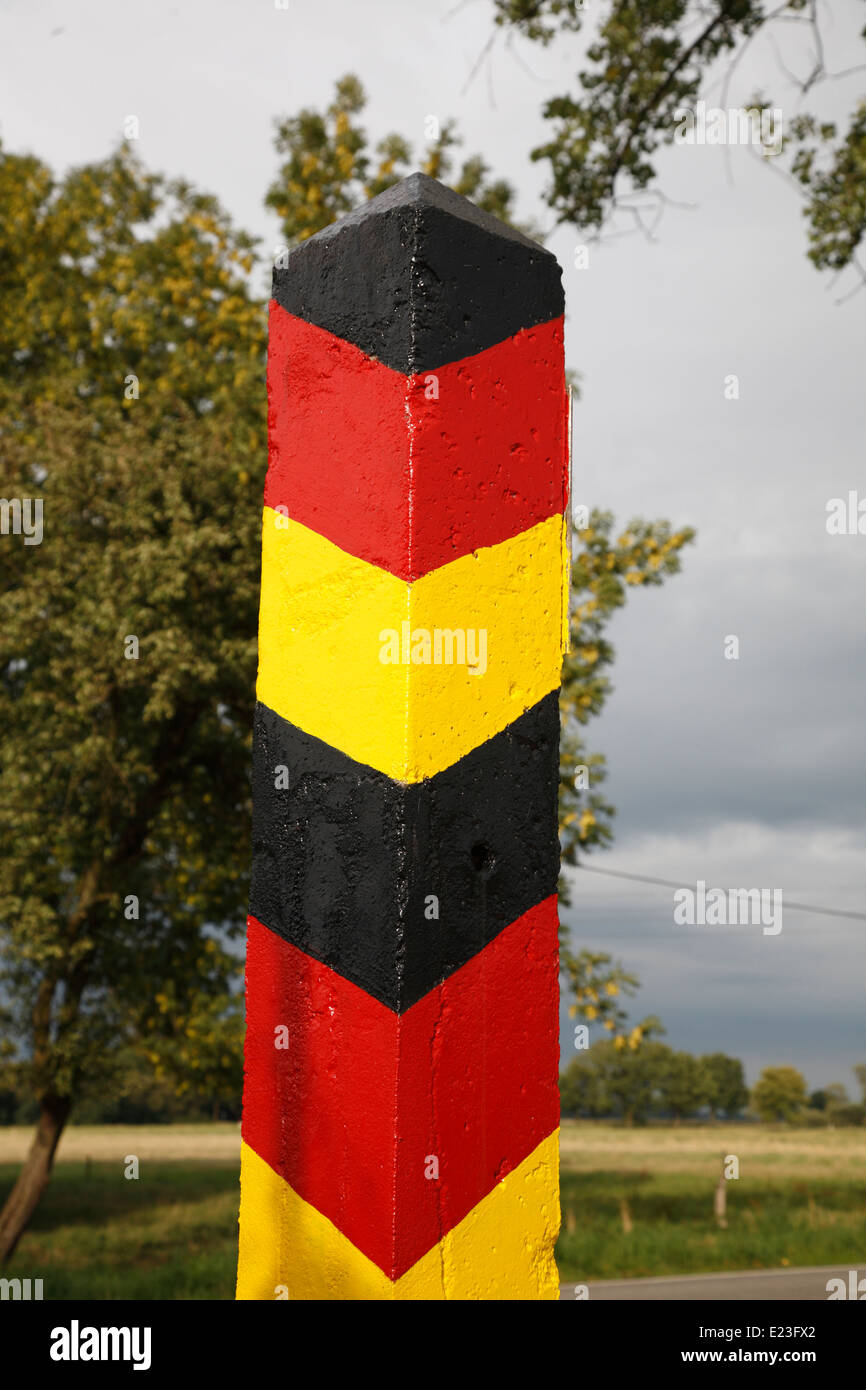 Border stone germany hi-res stock photography and images - Alamy