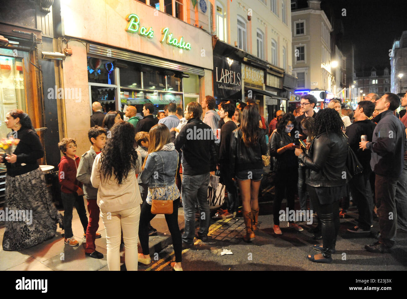 Frith street london hi-res stock photography and images - Alamy