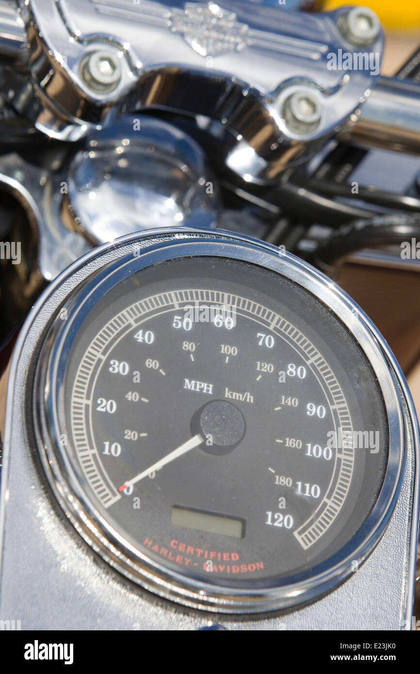 Harley davidson gas tanks hi-res stock photography and images - Alamy