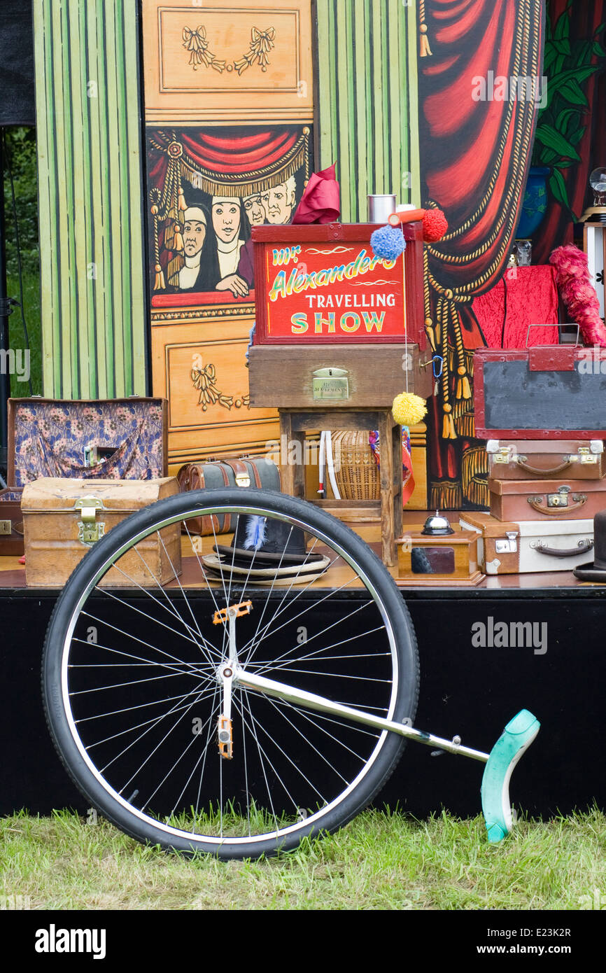 Magic show signage hi-res stock photography and images - Alamy