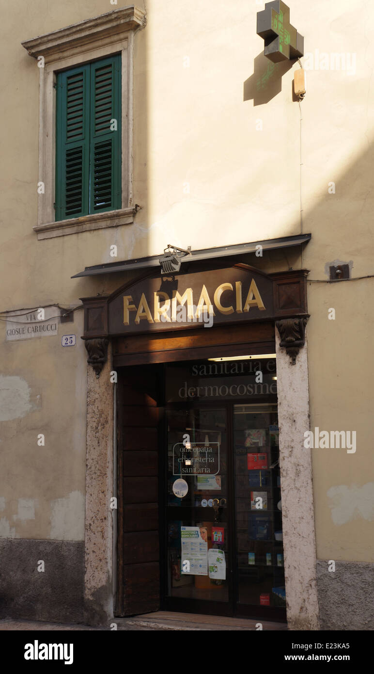 Italian pharmacy hi-res stock photography and images - Alamy