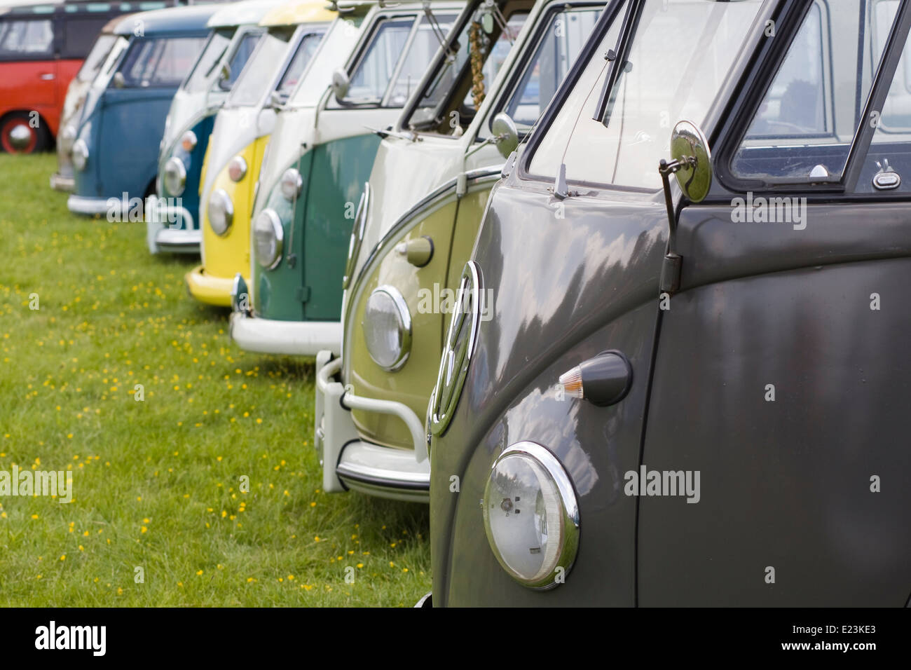 Line of VW Split Screen Volkswagen camper vans at a VW show Stock Photo ...
