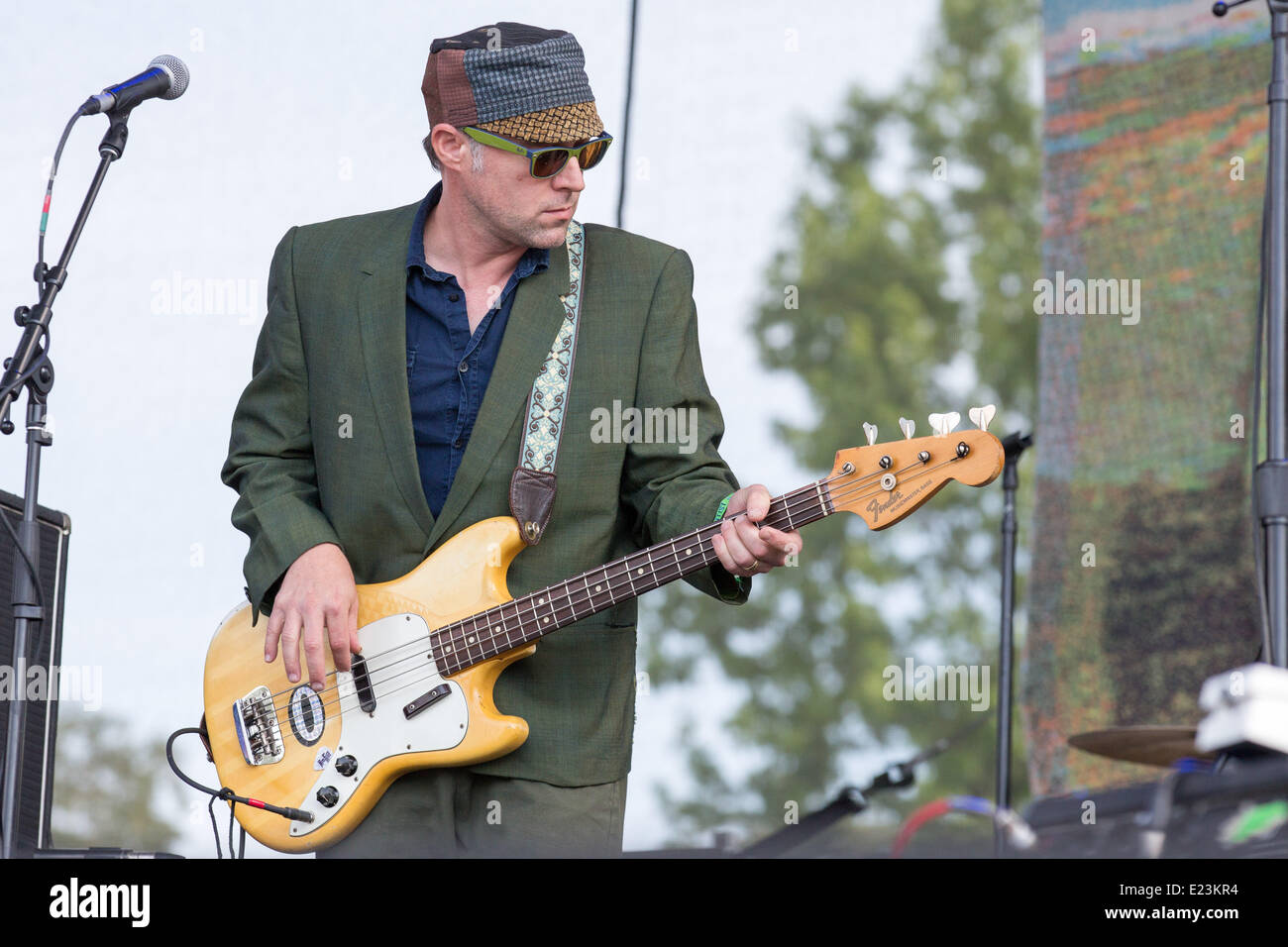 Manchester, Tennessee, USA. 14th June, 2014. Bassist GABE NELSON of ...