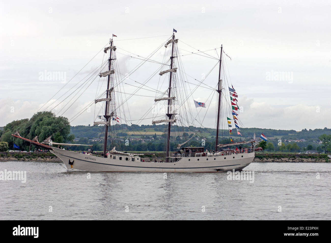Barque artemis hi-res stock photography and images - Alamy