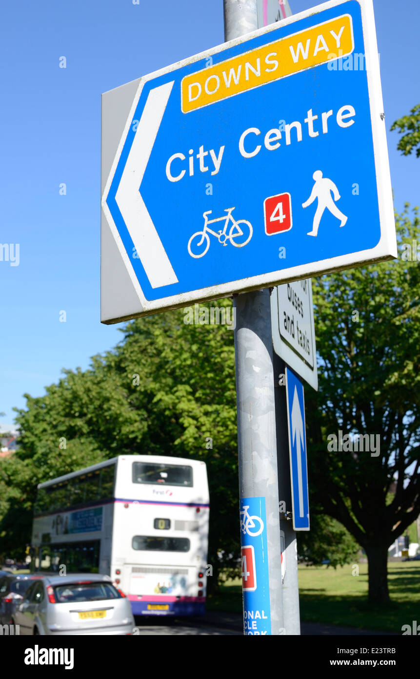 Bristol City Centre Sign. Cycling route Stock Photo - Alamy
