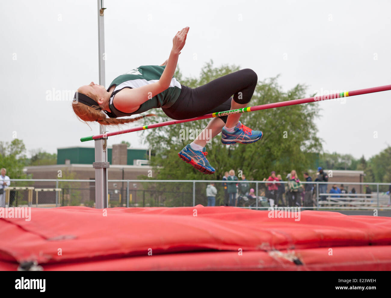 High jump athlete hi-res stock photography and images - Alamy