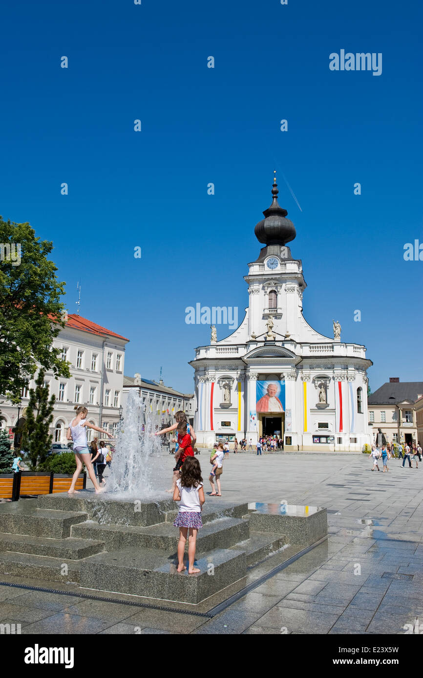 Children and pope john paul ii hi-res stock photography and images - Alamy
