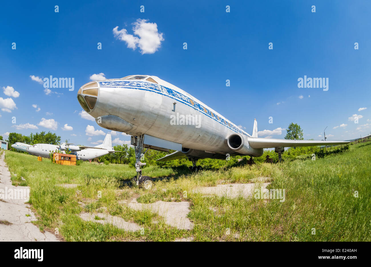 Tu 104 aircraft hi-res stock photography and images - Alamy
