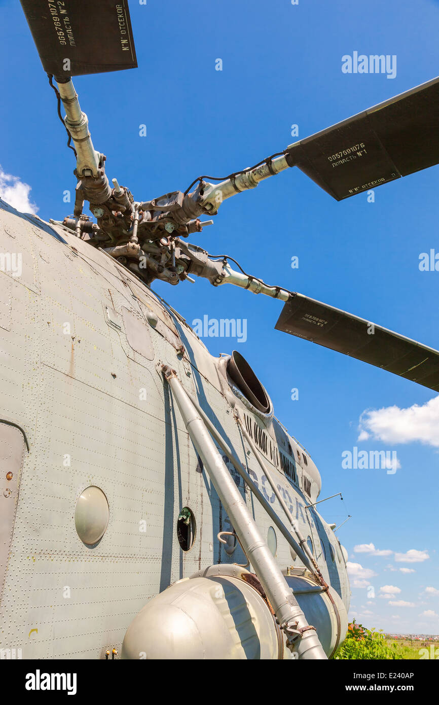 Mil mi 6 helicopter hi-res stock photography and images - Alamy