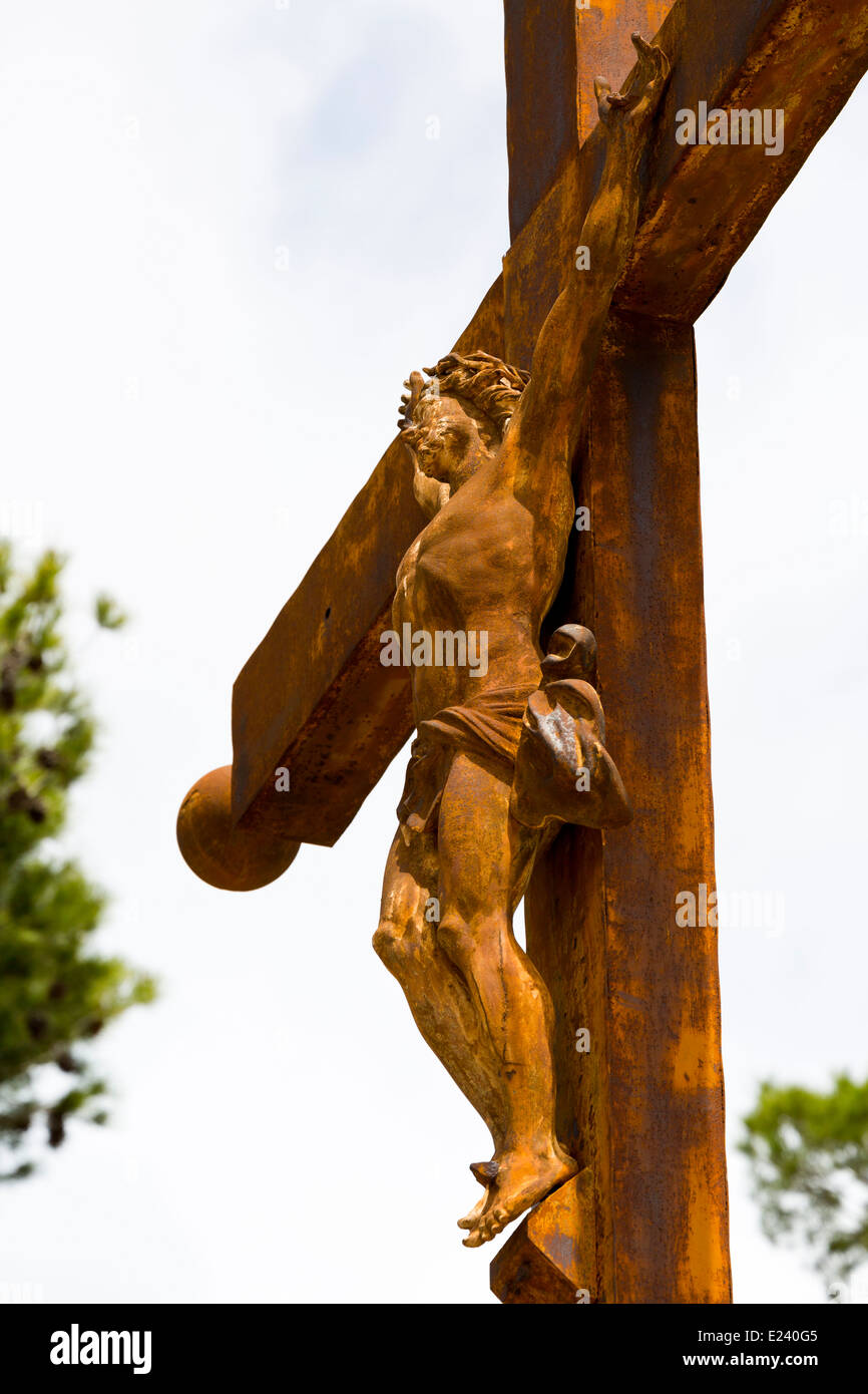 Cross of provence hi-res stock photography and images - Alamy