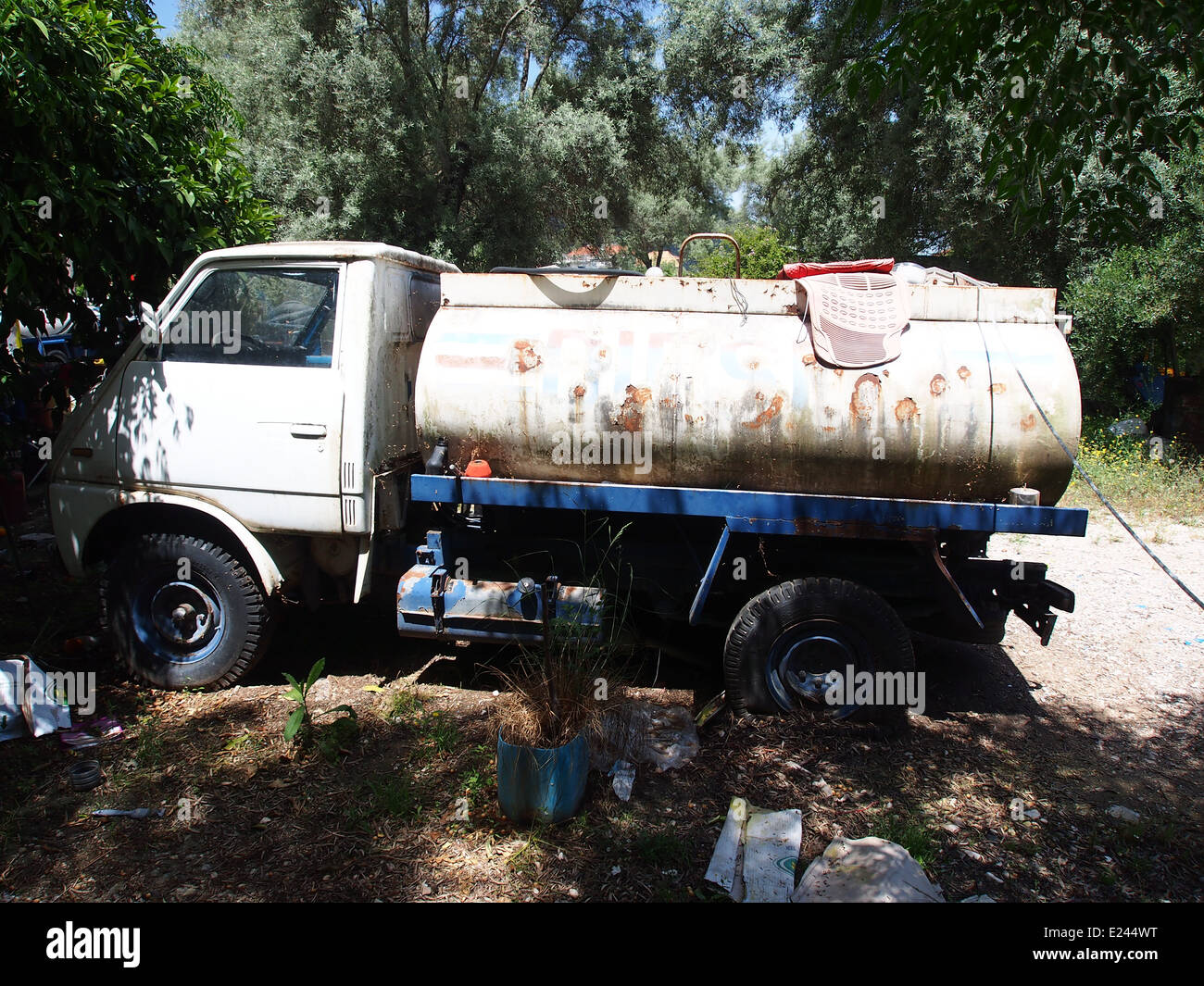 The Toyota fuel bowser used by Aegean is a vehicle designed for ...