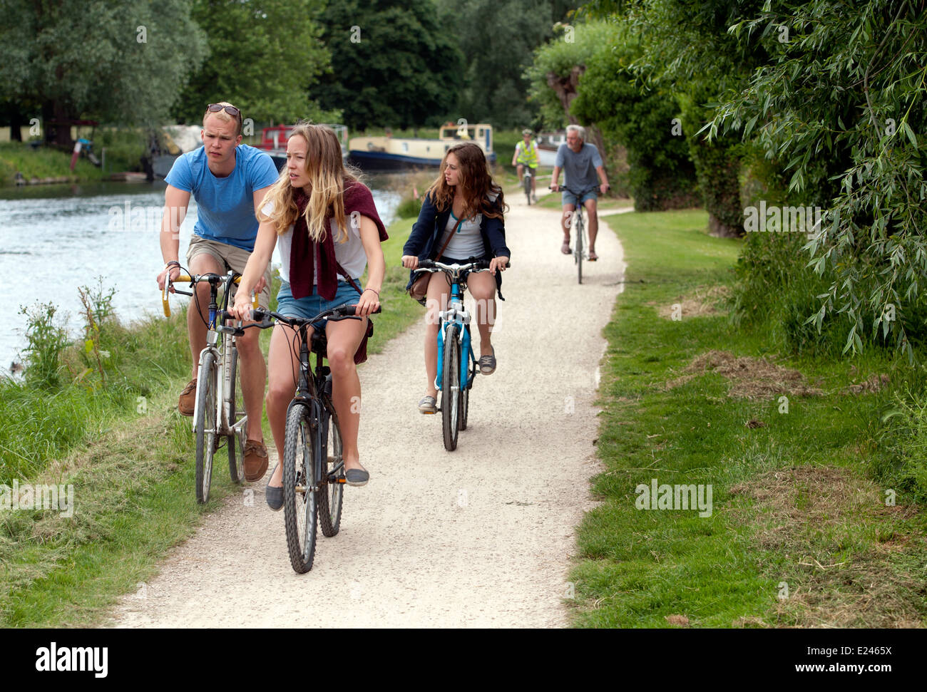 Cambridge May Bumps, cyclists on River Cam towpath Stock Photo - Alamy