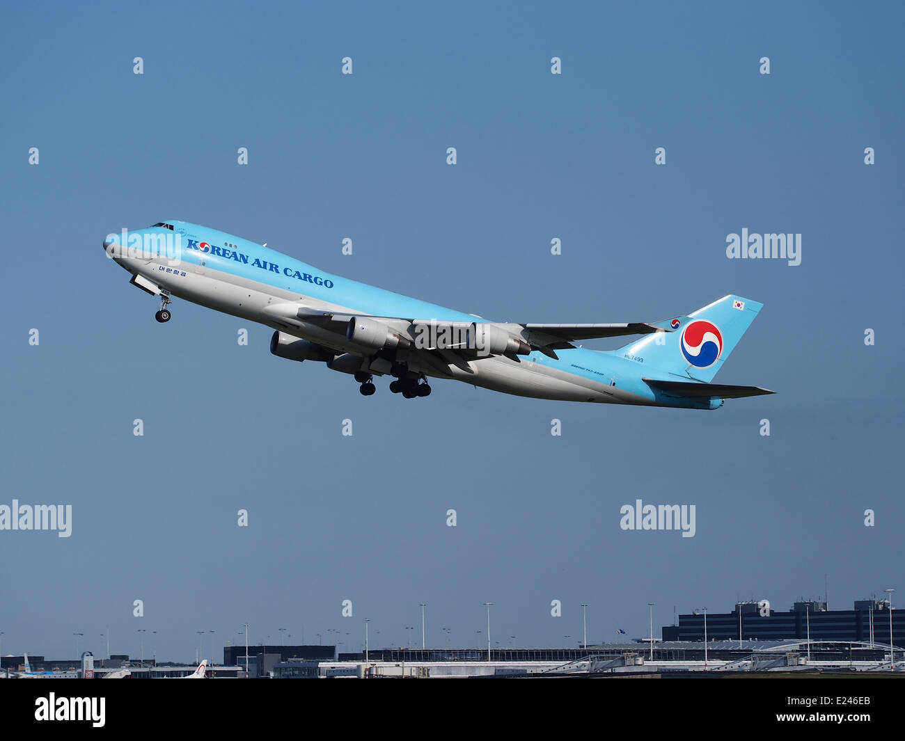 Korean Cargo High Resolution Stock Photography and Images - Alamy