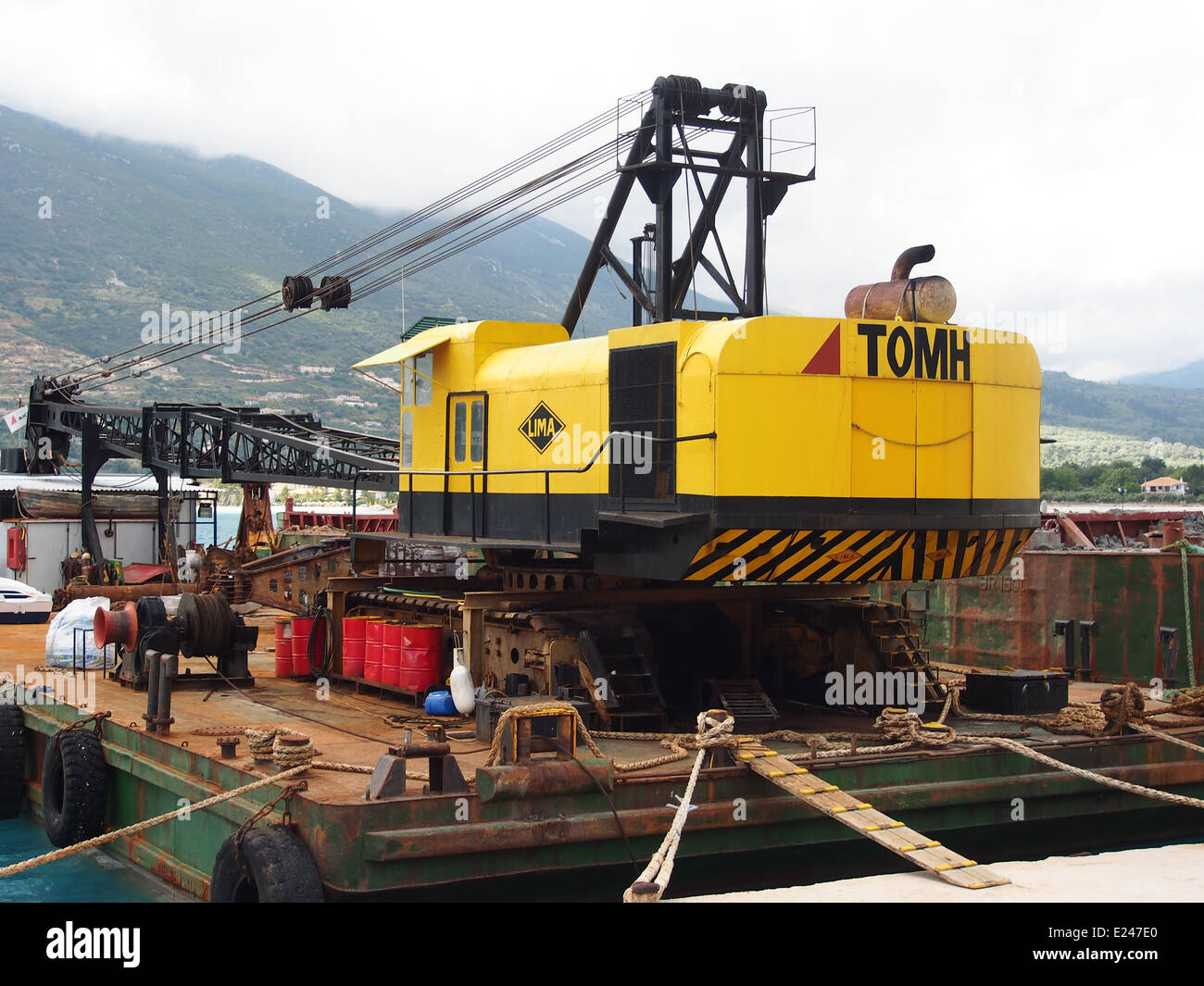 The Lima crane TOMH is mounted on a pontoon, making it a mobile heavy ...