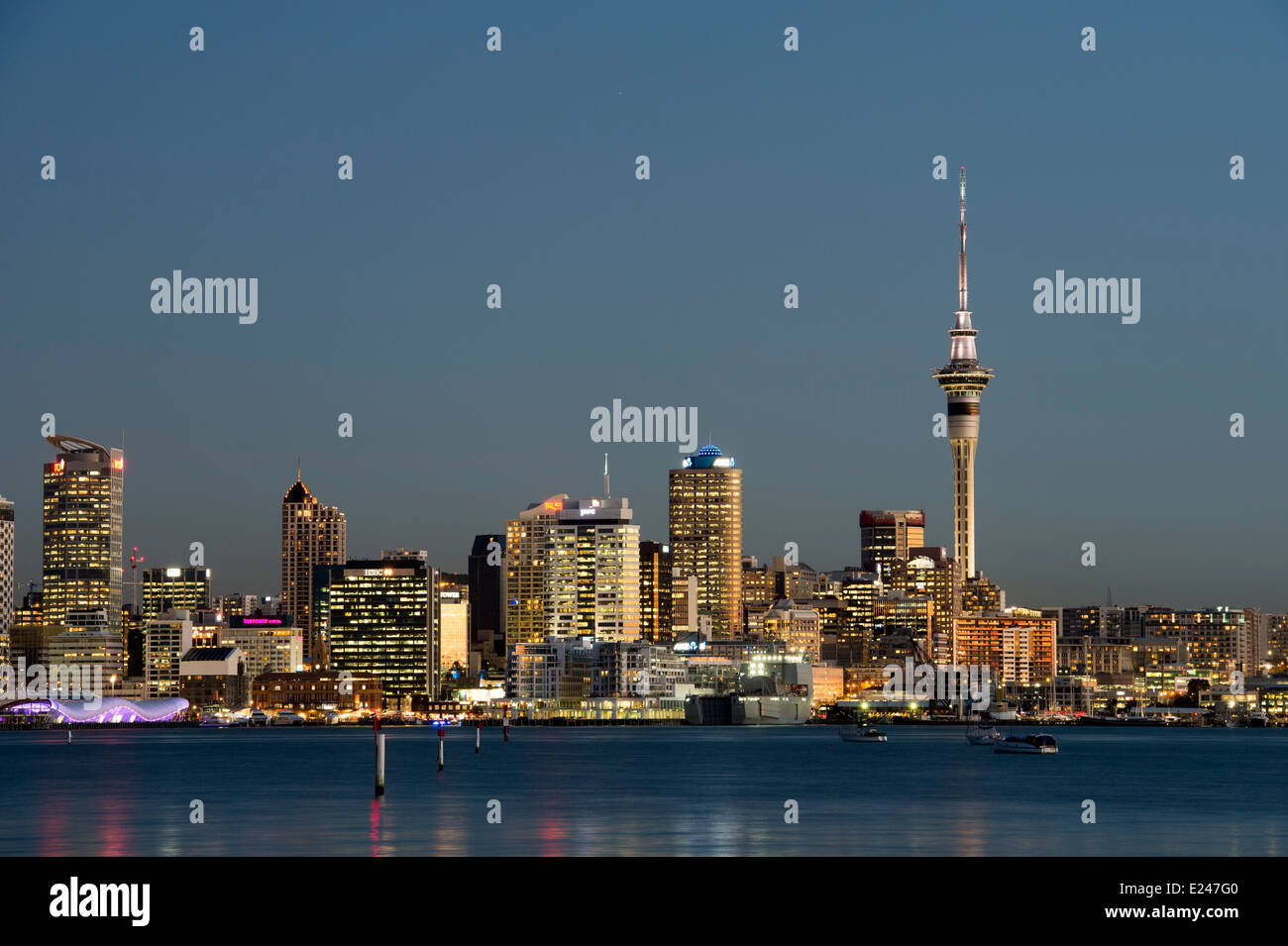 Dusk clear sky lights hi-res stock photography and images - Alamy