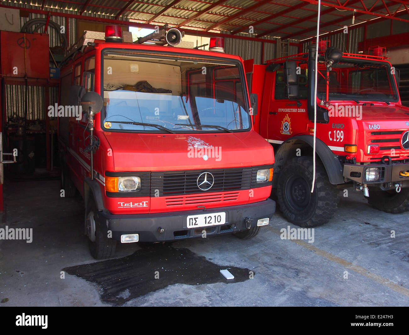 Mercedes 7110 fire engine of the Fire sub-station of Apollonia ...