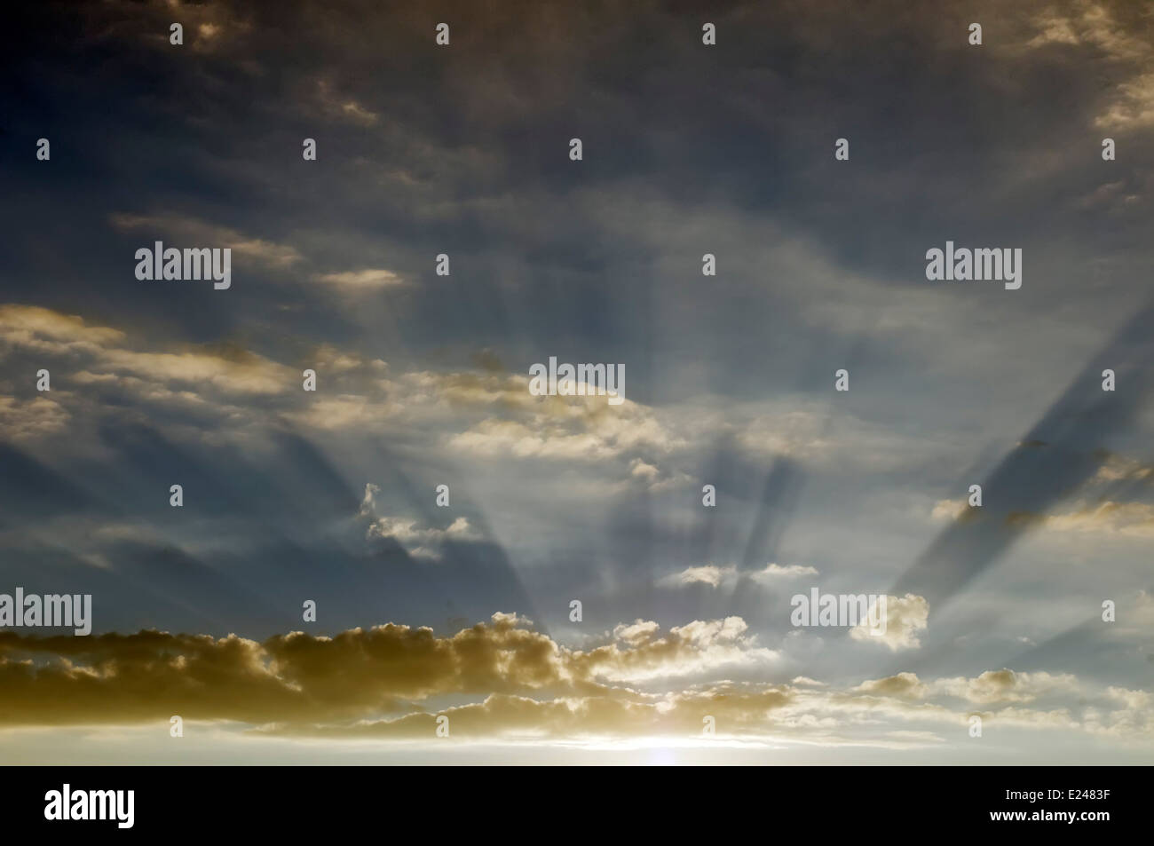 Sun light beams hi-res stock photography and images - Alamy