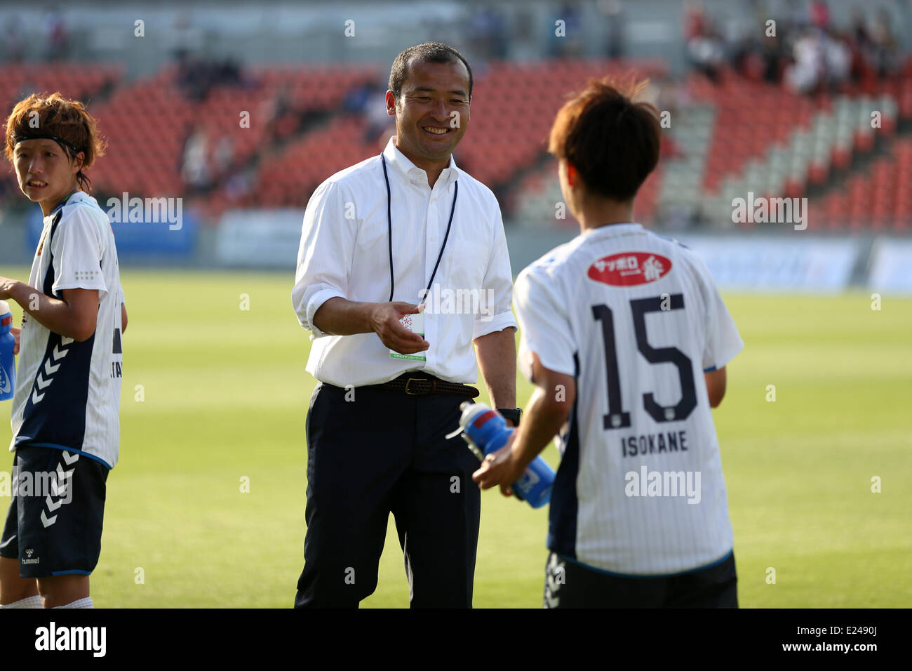 NACK 5 Stadium Omiya, Saitama, Japan. 15th June, 2014. Koji Maeda (INAC ...