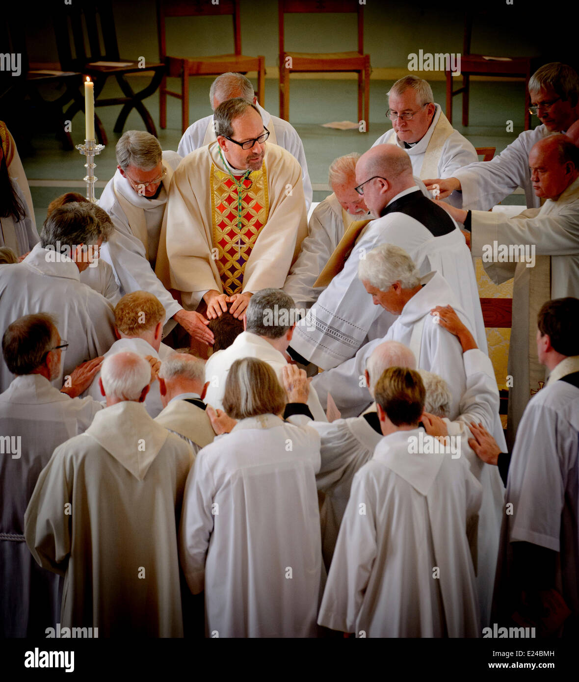 Ordination anglican hi-res stock photography and images - Alamy
