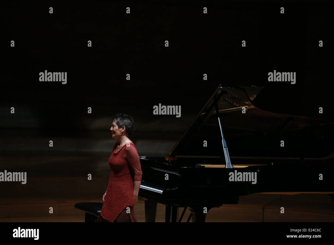 Portuguese pianist maria joao pires hi-res stock photography and images ...