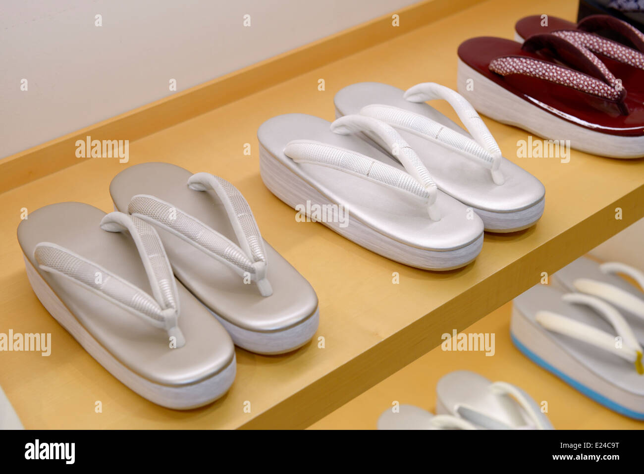 Japanese zori hi-res stock photography and images - Alamy